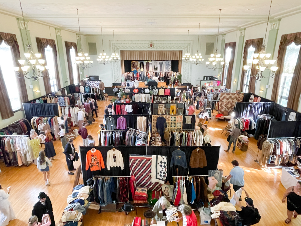 Threadbare Show | Vintage Clothing + Antique Textiles