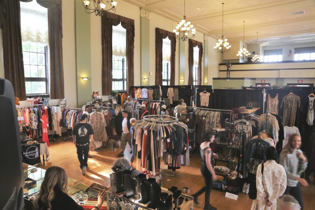 Threadbare Show | Vintage Clothing + Antique Textiles